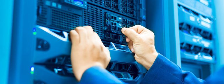 The Pros and Cons of Remote Hands vs Smart Hands Services | Volico