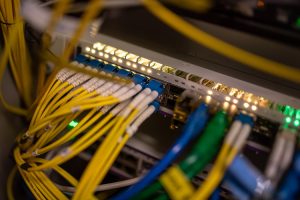 Maximizing Data Center Connectivity with Fiber Optic Connectivity | Volico